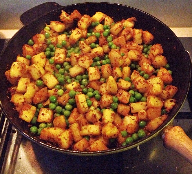 Op dieet (4): gekruide aardappels en erwtjes